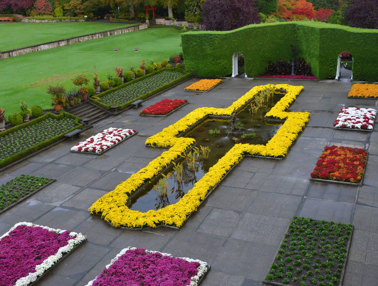 The Butchart Gardens – Victoria, Canada – Italian Garden