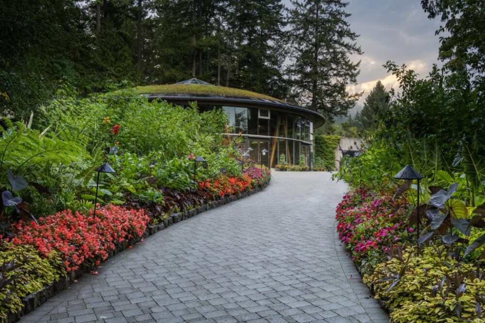 Rose Carousel - The Butchart Gardens